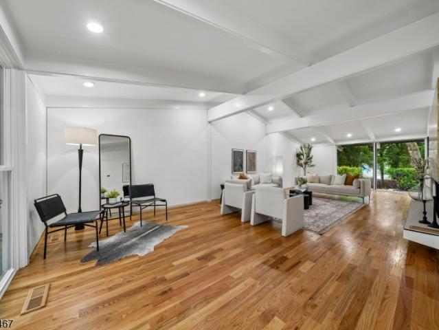 28 Fernhill Rd