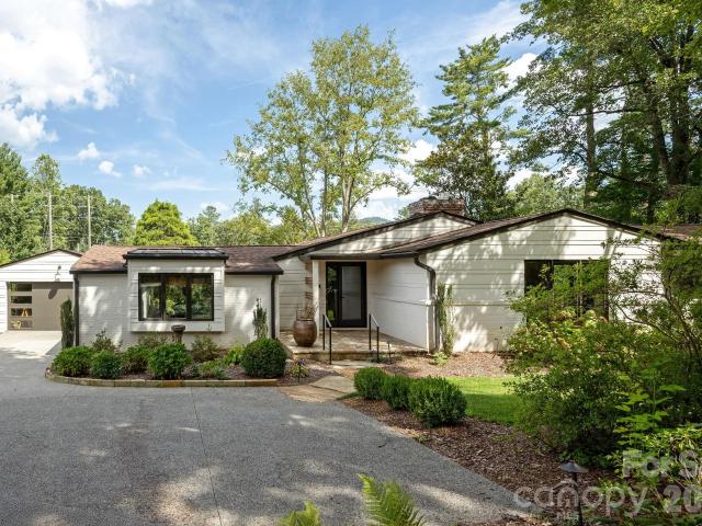 28 Forest Road