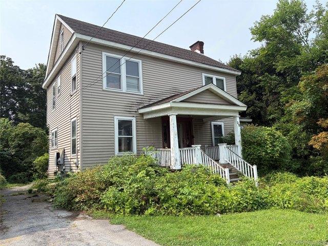 28 Fulton Ave, Poughkeepsie, NY 12603