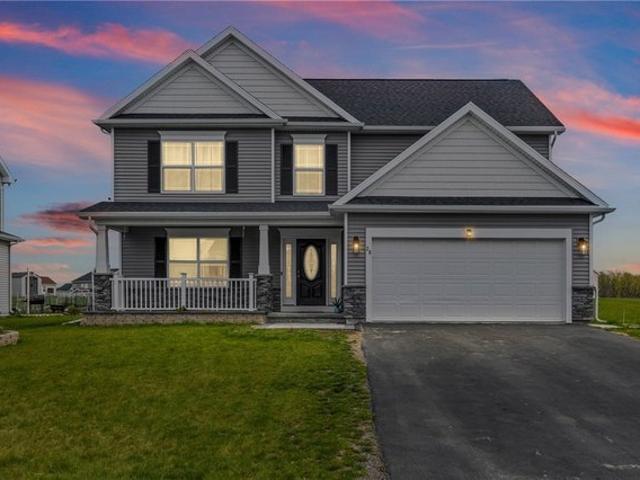 28 Gage Gdns, Churchville, NY 14428