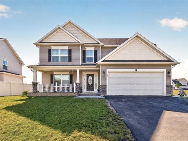 28 Gage Gdns, Churchville, NY 14428