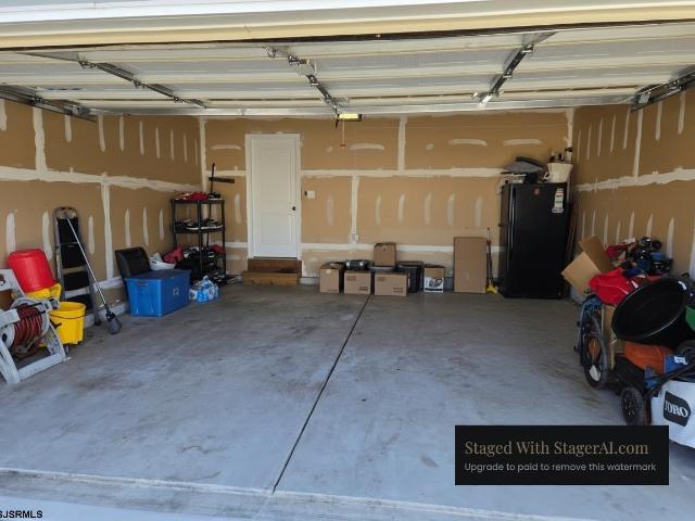 28 Galleria Dr