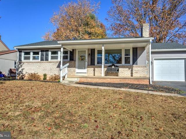28 Gentle Dr, Terre Hill, PA 17581