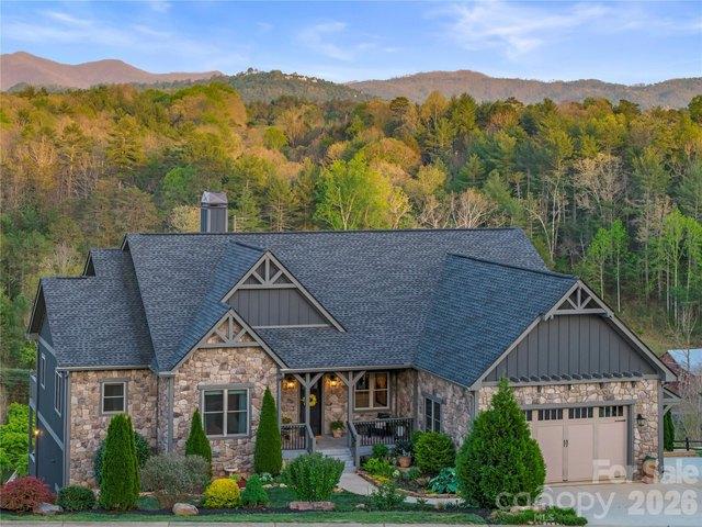 28 Gracie Ln, Weaverville, NC 28787
