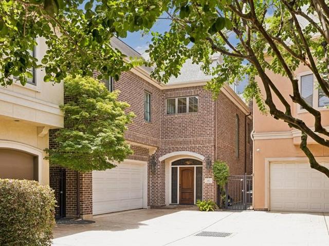 28 Hackberry Ln Unit C, Houston, TX 77027