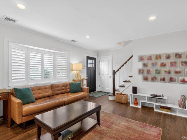 28 Harbor Road