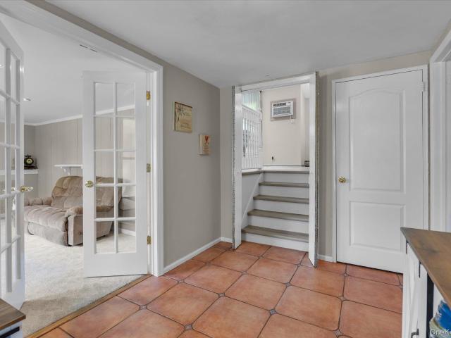 28 Harriet Lane