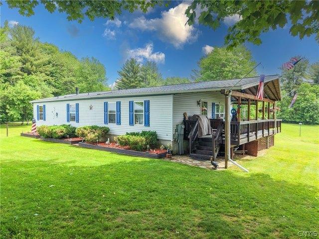 28 Hawthorne Rd, Fulton, NY 13069