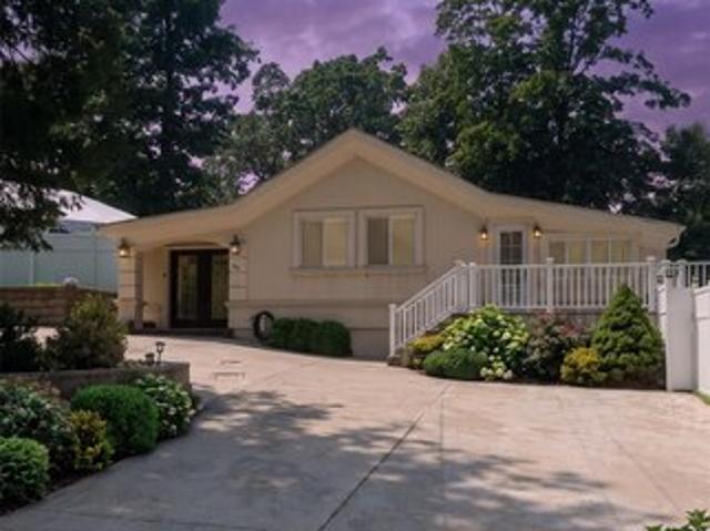 28 Higgins Trl, Monroe, NY 10950