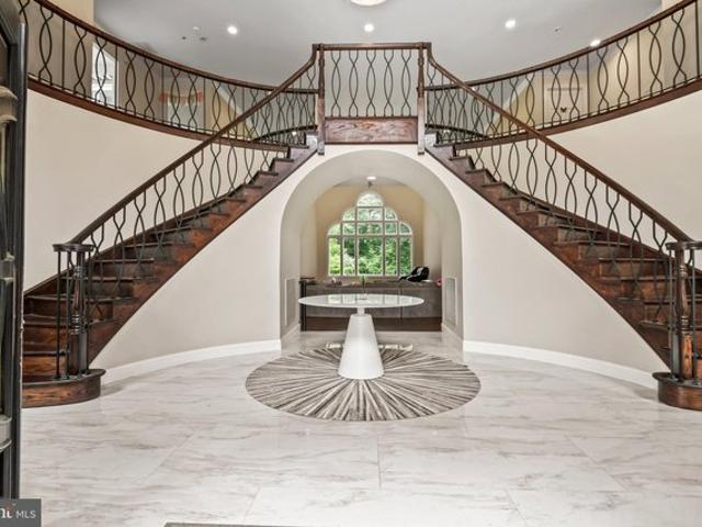 28 High Ridge Rd, Skillman, NJ 08558