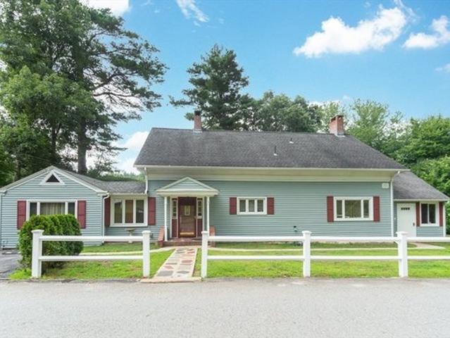 28 Highland St, Southborough, MA 01772