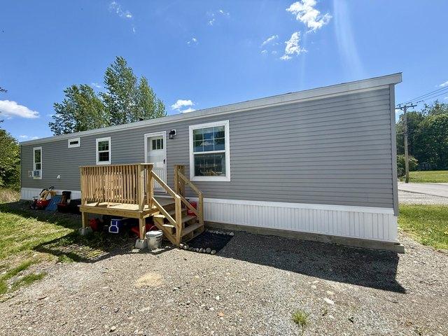 28 Hobson Ave, Veazie, ME 04401