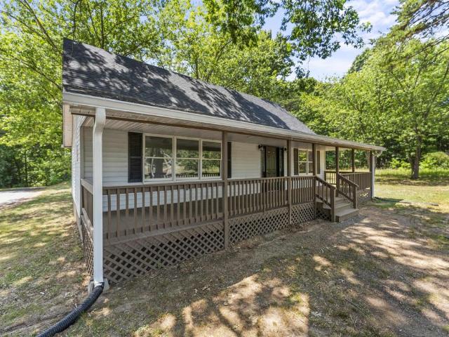 28 Hunters Ln
