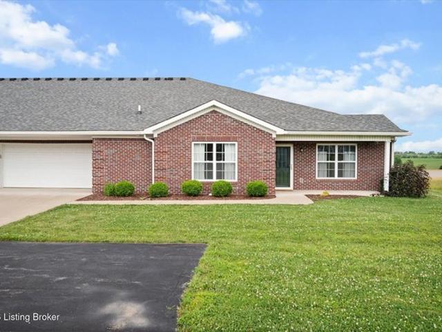 28 Hunters Ridge Dr, Eminence, KY 40019