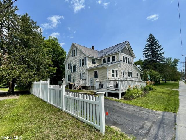 28 Hudson Street