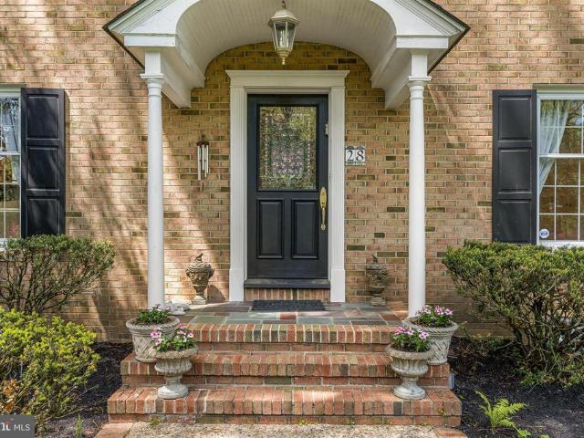 28 Imperial Drive