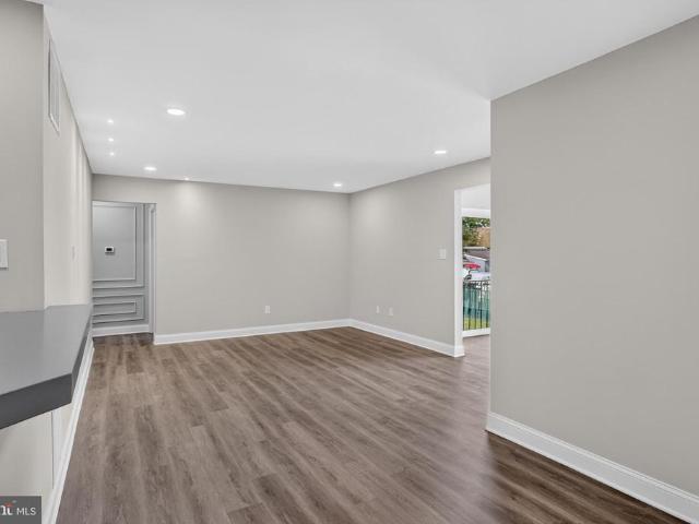 28 Ipswich Place