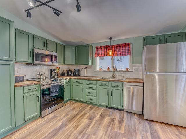 28 Jodo Way, Bethlehem, NH 03574 | MLS #5075 | Compass