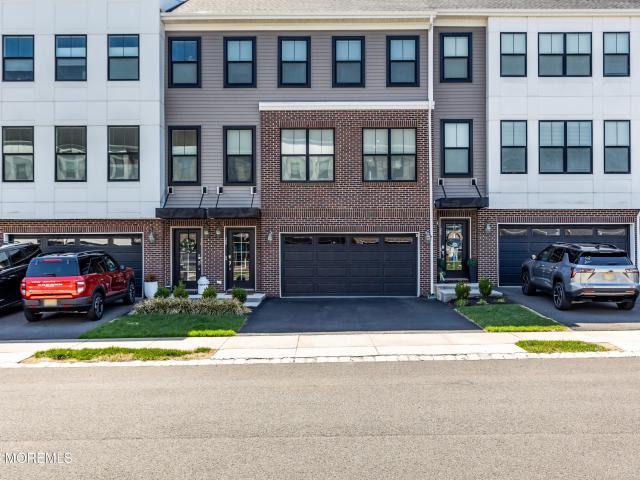 28 Kelly Way