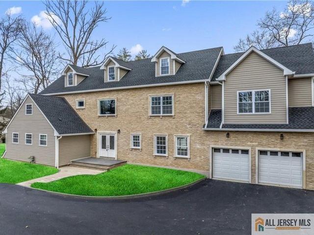 28 King George Rd, Warren Twp, NJ 07059