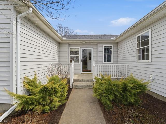 28 Lake Park Road