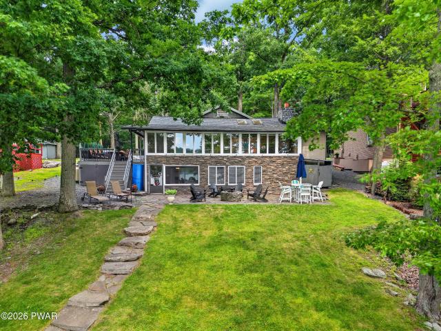 28 Lakeview Drive