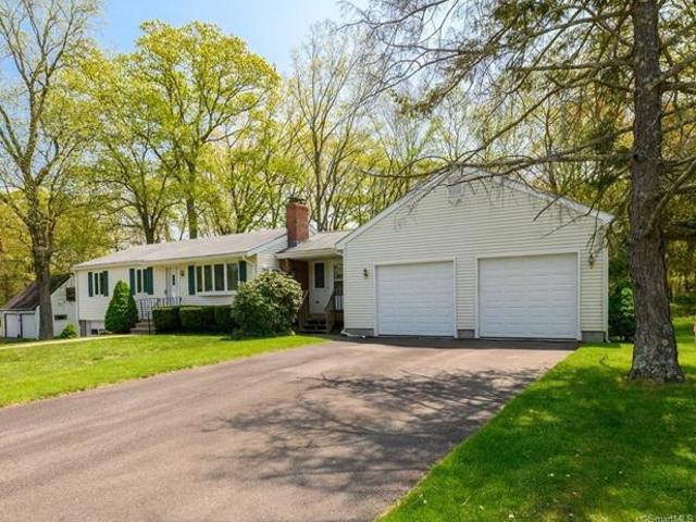 28 Laura Dr, Hebron, CT 06248