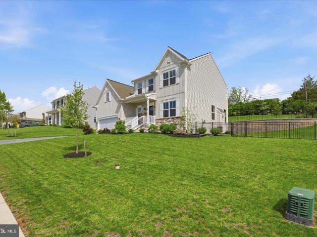 28 Lee Drive