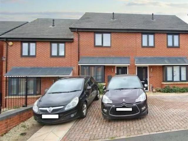 28 Legging Road, Hawkesley, B38 9ER, United Kingdom | 2 bed townhouse for rent #140398462 | Rentberry