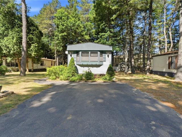 28 Leisure Way