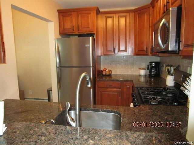 28 Lexington Hill 6