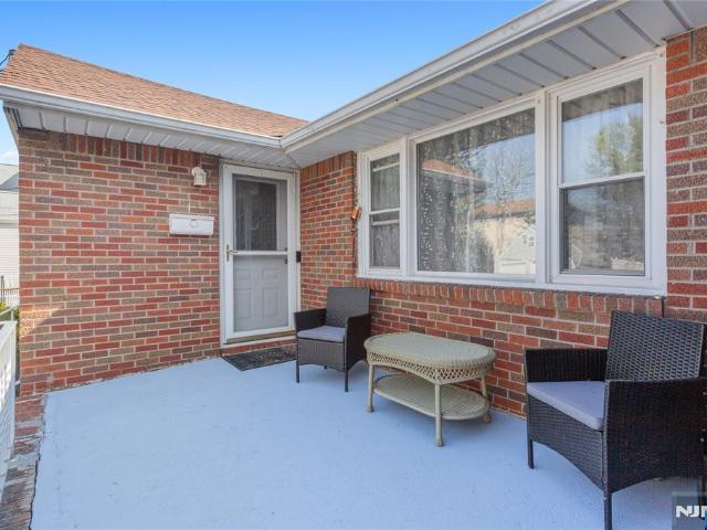 28 Logan Place
