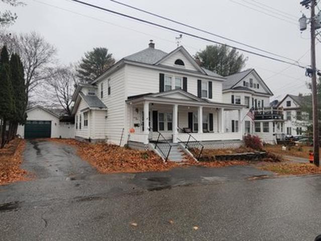 28 Maine Ave, Millinocket, ME 04462