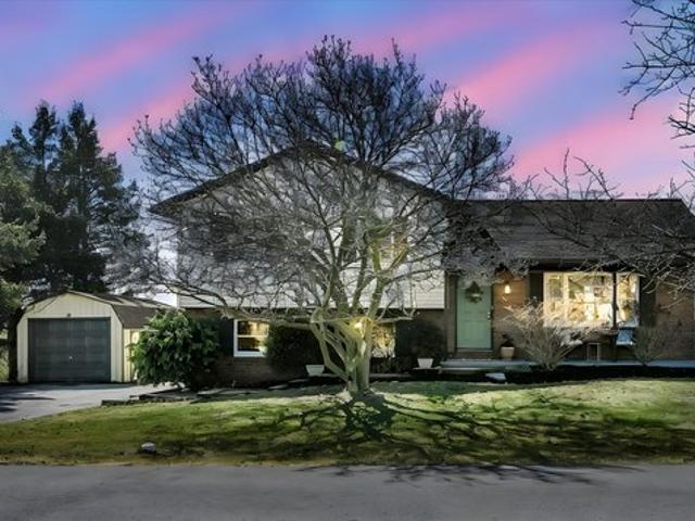 28 Maple Ln, Myerstown, PA 17067