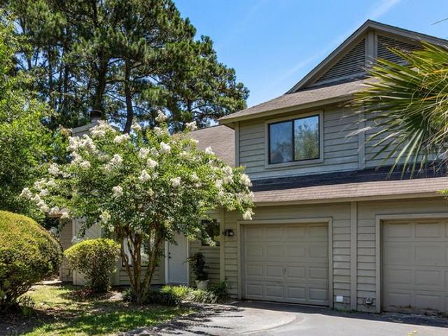 28 Maplecrest Dr, Charleston, SC 29412
