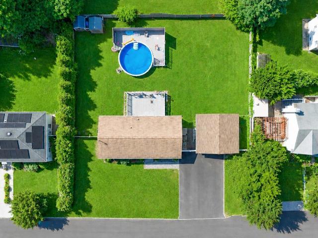 28 Mapleton Avenue