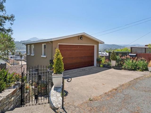 28 Marina Court Dr, San Rafael, CA 94901