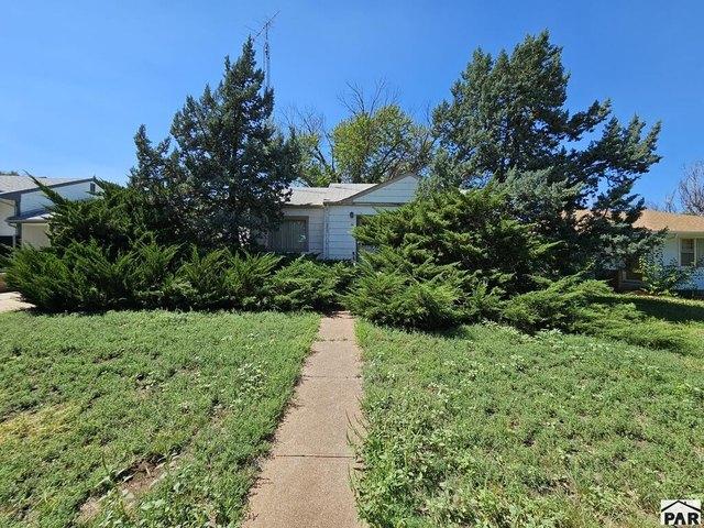 28 Mayhew Dr, Lamar, CO 81052