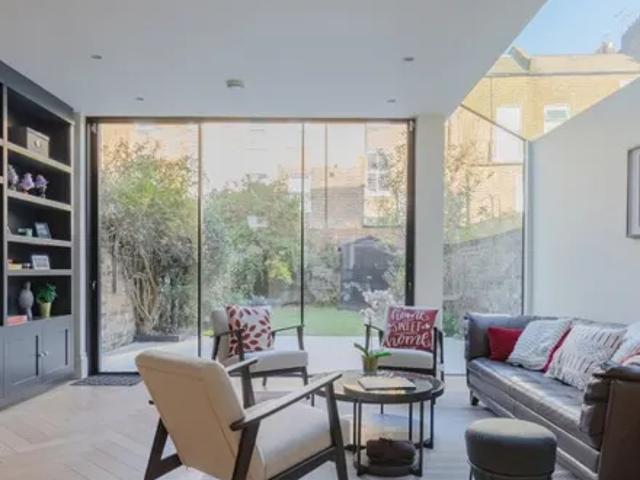 28 Melrose Gardens, London, W6 7RW, United Kingdom | 5 bed apartment for rent #167933338 | Rentberry
