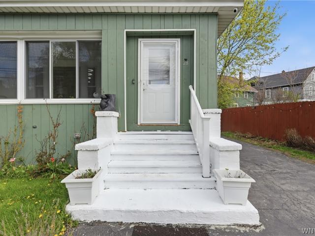 28 Mineral Springs Road