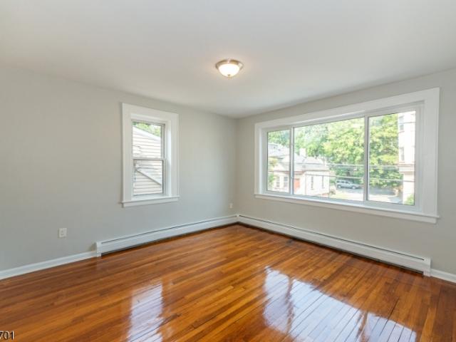 28 Mission St # 2