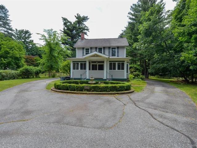 28 Montebello Rd, Montebello, NY 10901