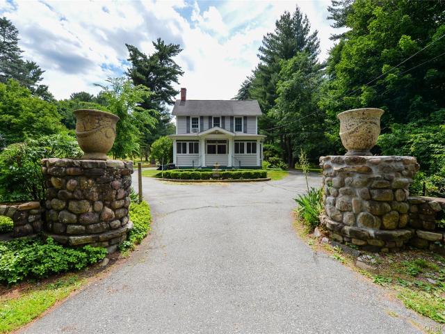 28 Montebello Road