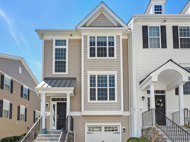 28 Moorland Dr, Unit 28, Danbury, CT 06810 | MLS #24166 | Compass