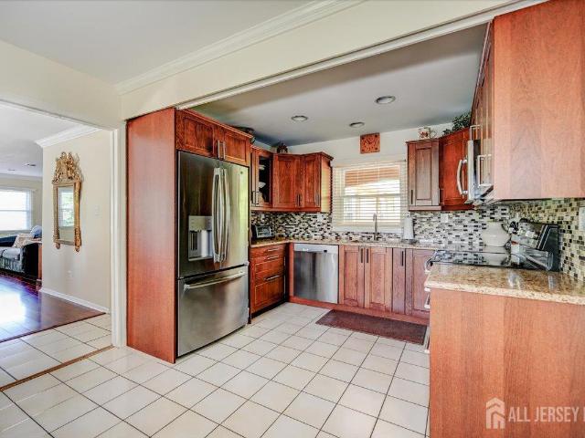 28 Morningside Drive