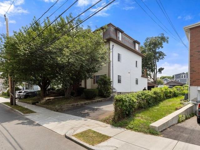 28 Morse St, Watertown, MA 02472
