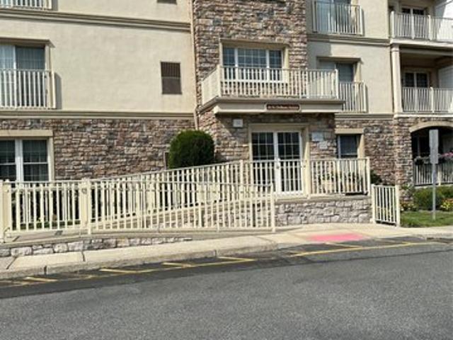 28 N DE Baun Ave Unit 201, Suffern, NY 10901