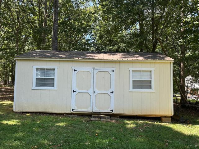 28 N Ridge Lane