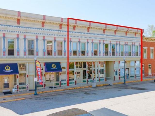 28 N Washington St, Knightstown, IN 46148