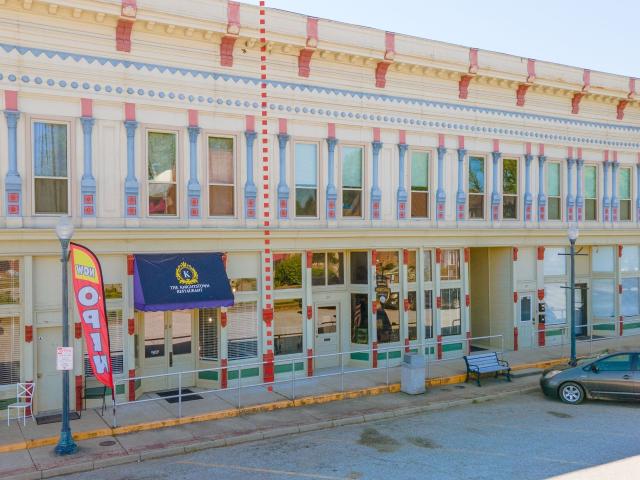 28 N Washington Street